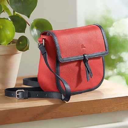 Handbags, Tote & Shoulder Bags | The Bag Edit | Pia Jewellery