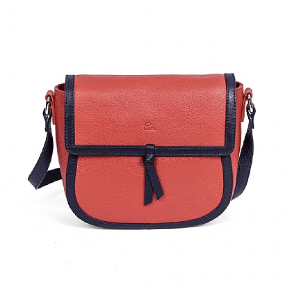 Handbags, Tote & Shoulder Bags | The Bag Edit | Pia Jewellery