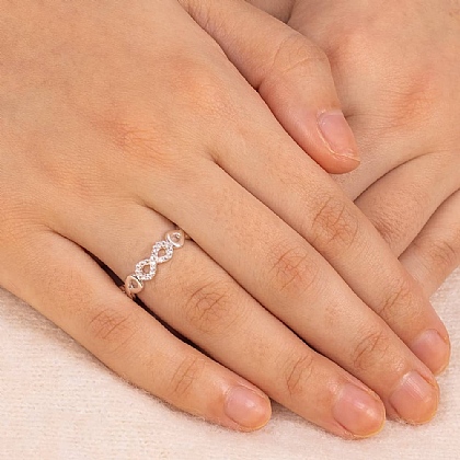 Unique Present & Gift Ideas | Inspiring Gifts | Pia Jewellery