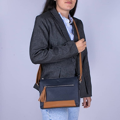 Handbags, Tote & Shoulder Bags | The Bag Edit | Pia Jewellery